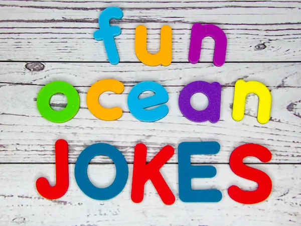 4 Ocean Animal Crafts For Kids- Mollers Makes It